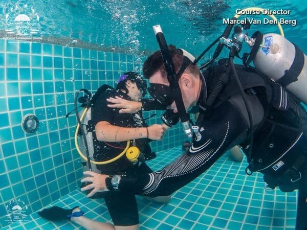 Regulator Removal & Recovery | PADI IDC Skill Tips Koh Tao